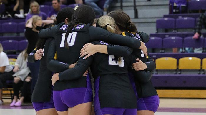 KWU Women's Volleyball Opens Conference Play with Sweep of Sterling