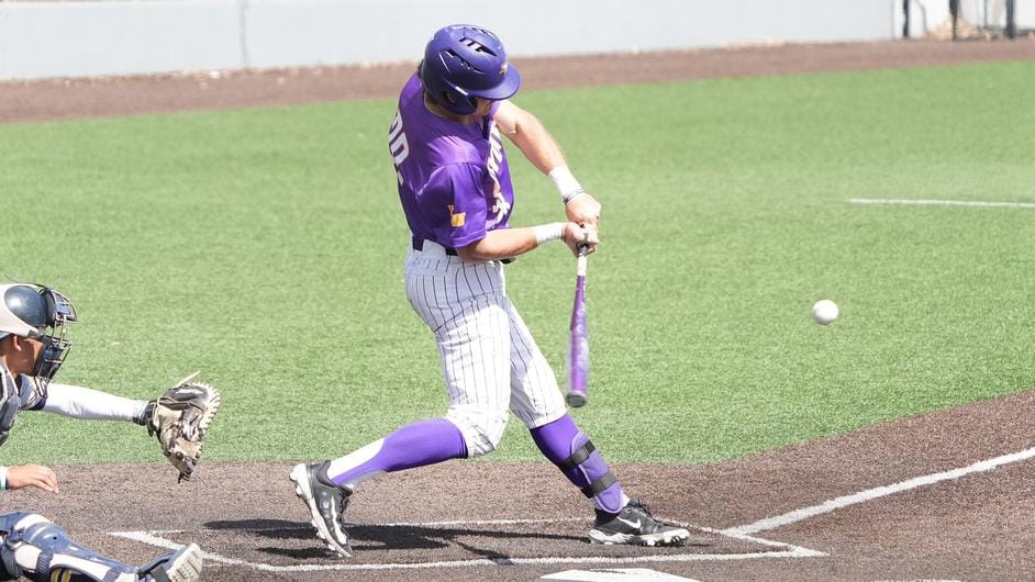 KWU Baseball Continues Hot Streak Topping Spires Twice in Sunday Twinbill