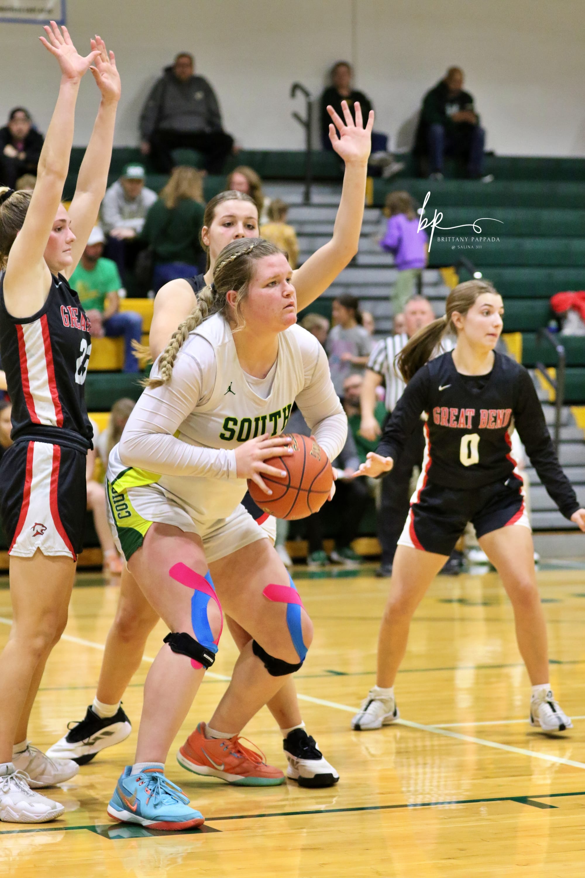 Lady Cougars Defeat Great Bend 54-48 (Photo Gallery)