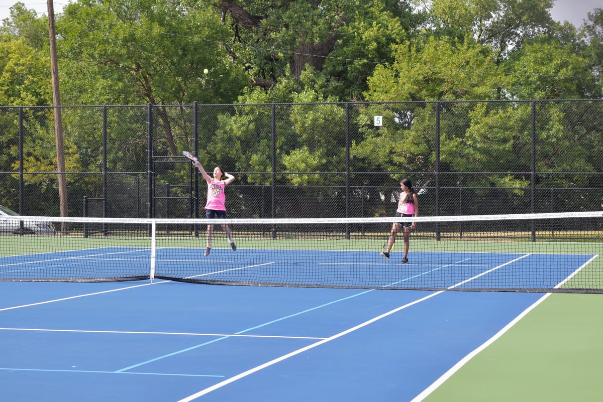 South Middle School Girls Tennis Hosts Maize South - photo gallery