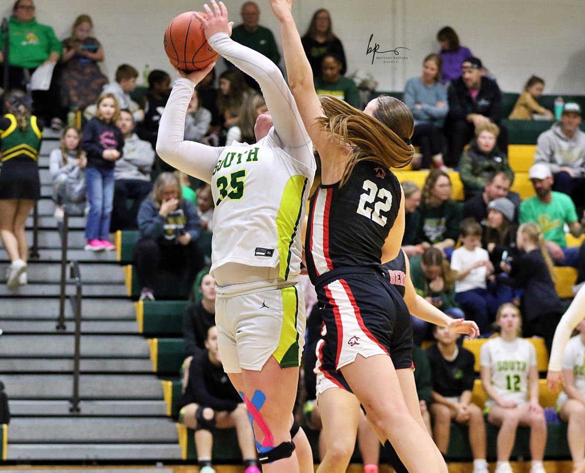 Lady Cougars Defeat Great Bend 54-48 (Photo Gallery)