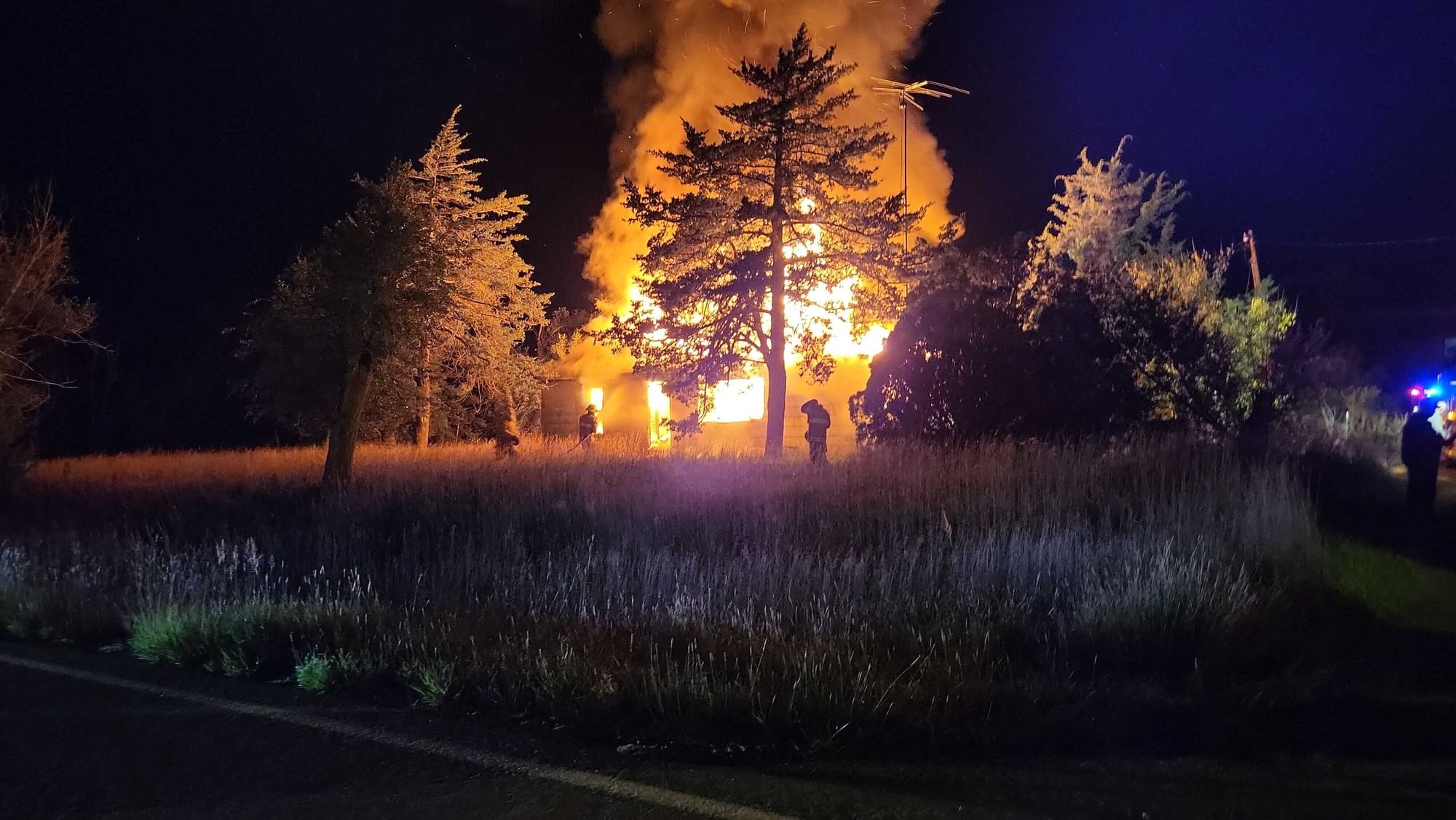 Abandoned Farmhouse Destroyed in Early Morning Blaze on North ...